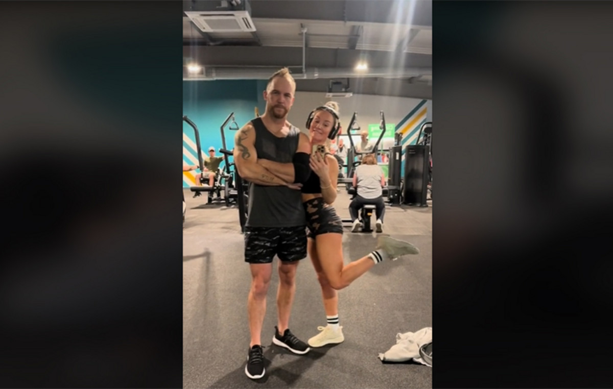 Έγιναν swingers και το τακτικό σεξ έσωσε τη σχέση τους – «Αποκτήσαμε ...