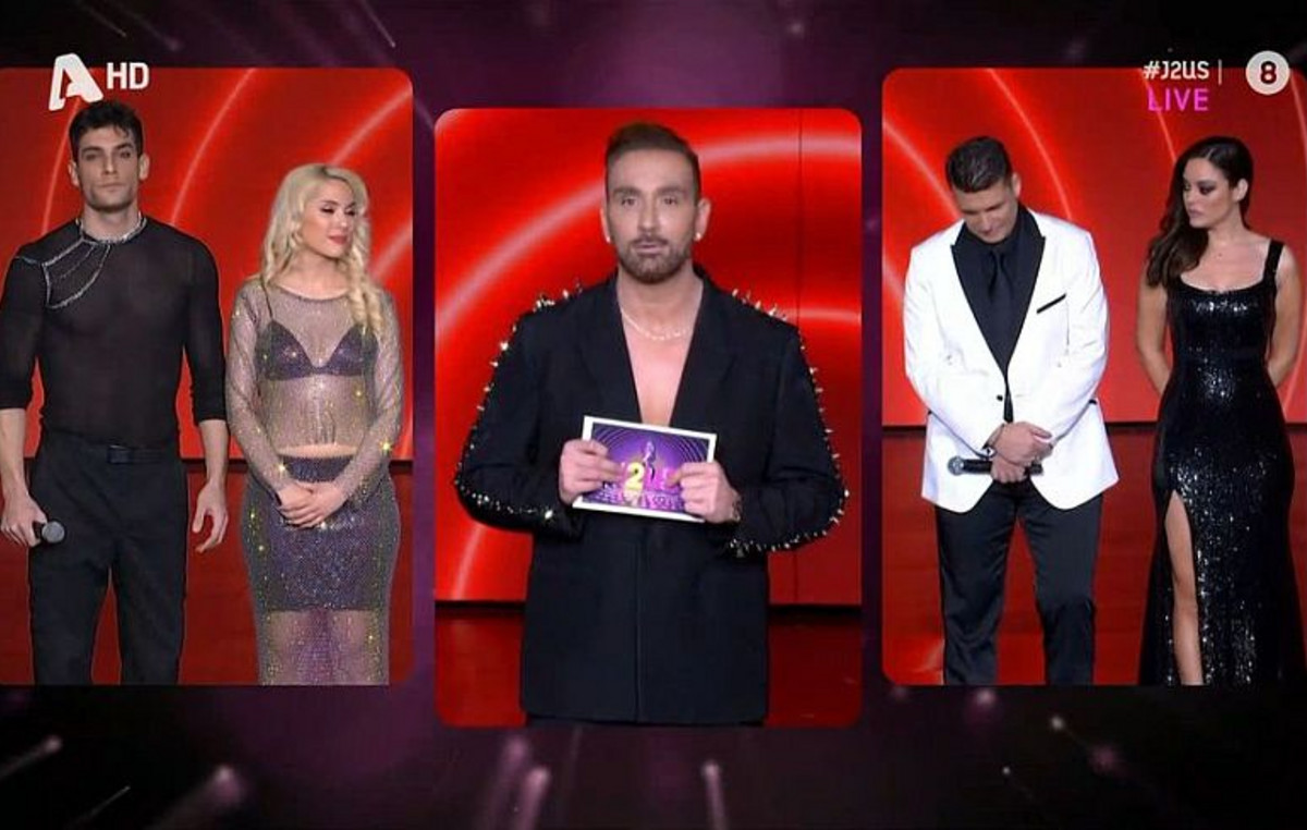 J2US: Το κοινό ανέτρεψε την βαθμολογία των κριτών και έστειλε Ραφαήλ ...