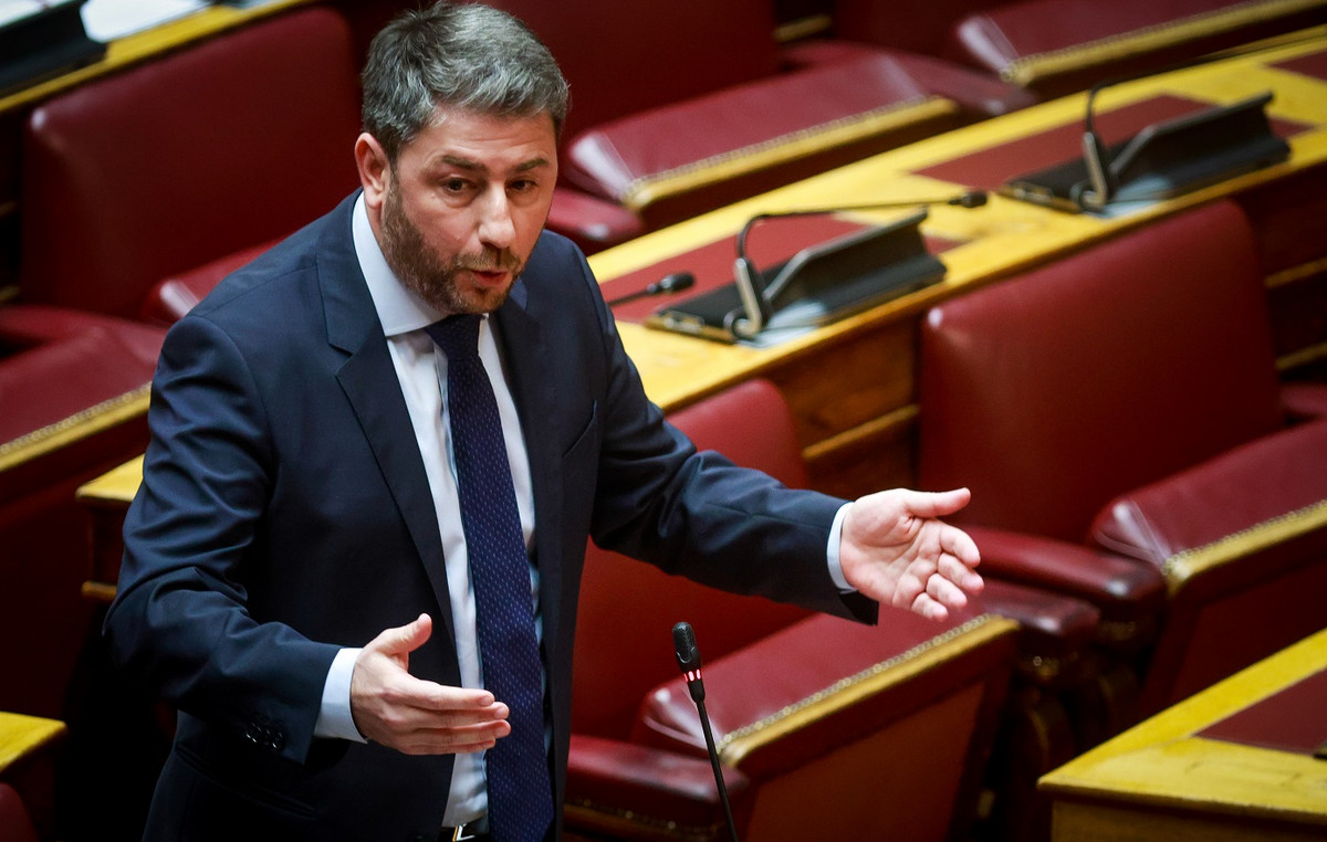 Τη Δευτέρα η συνάντηση Ανδρουλάκη με τον πρόεδρο της ΑΔΑΕ για τις ...