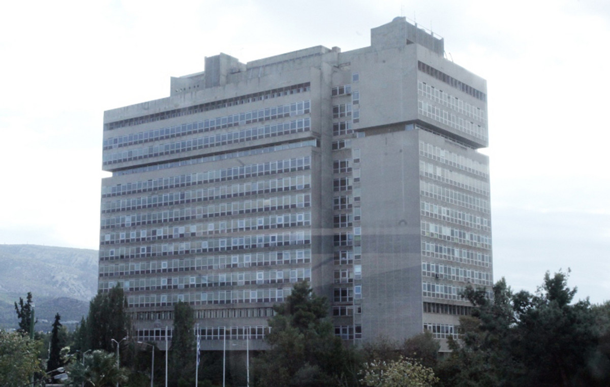 «Πώς να φωτογραφίζω χωρίς να με καταλάβουν;»: Οδηγίες για να περνά ...