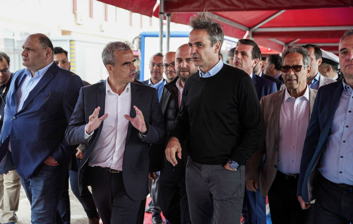 Με τούρκους τουρίστες συναντήθηκε στη Μυτιλήνη ο Μητσοτάκης ...