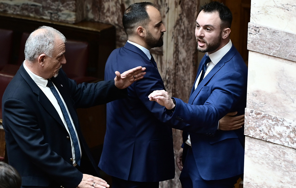 Συνταγματικά δίκαιη λύση η μη πλήρωση των εδρών των Σπαρτιατών, λέει ο ...
