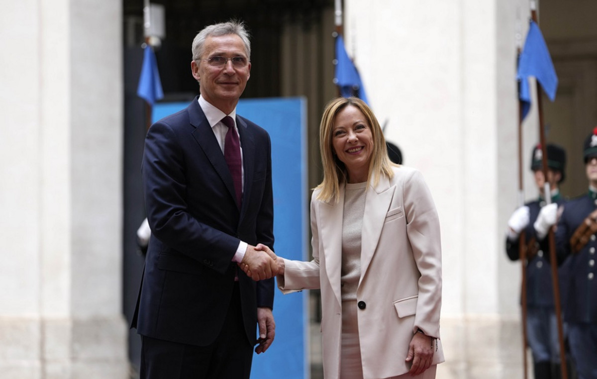 «Το ΝΑΤΟ δεν προτίθεται να αναπτύξει δυνάμεις στην Ουκρανία» δηλώνει ο ...