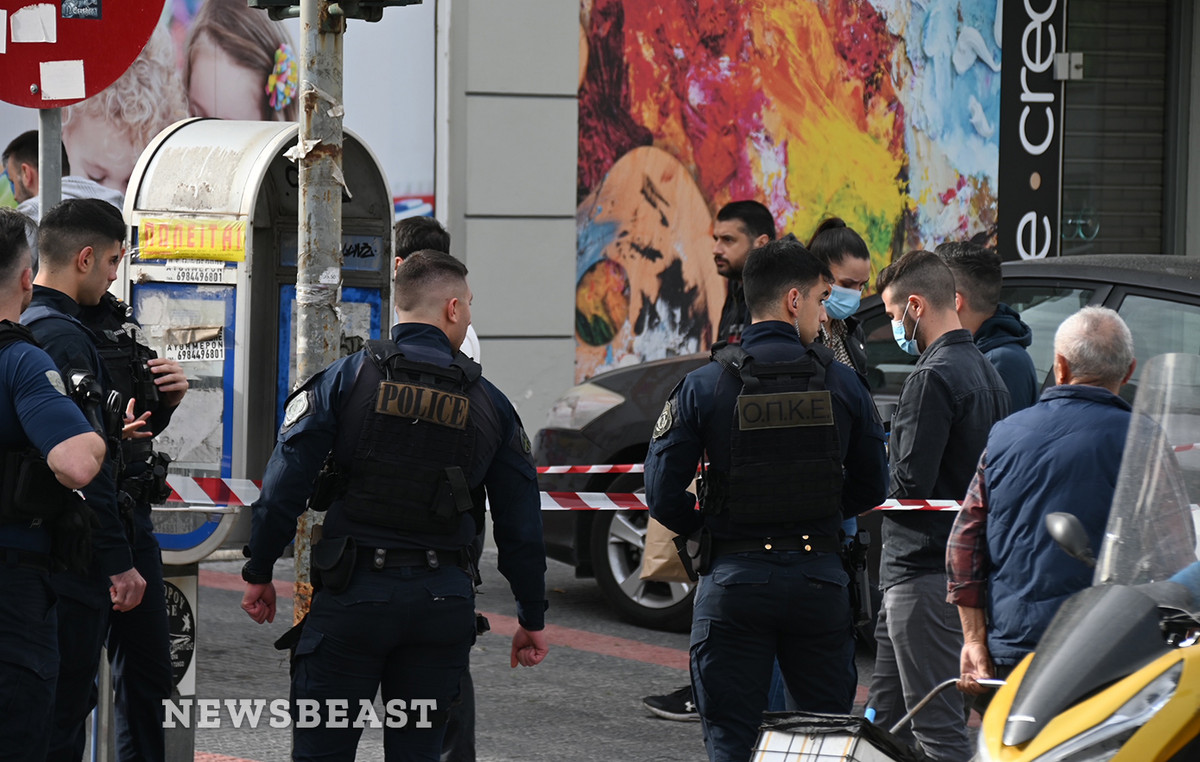 Θρίλερ στο Μενίδι: Η 40χρονη που βρέθηκε μαχαιρωμένη στη μέση του ...