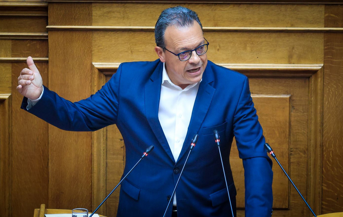 Φάμελλος κατά ΝΔ: Είναι η ώρα για πρόταση μομφής από τα προοδευτικά ...