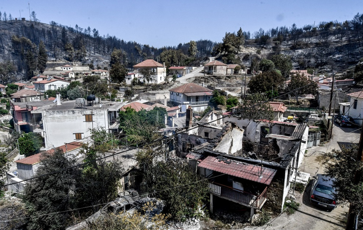 Περισσότερα από 30.000 στρέμματα έγιναν στάχτη στην Αχαΐα μέσα σε 12 ...