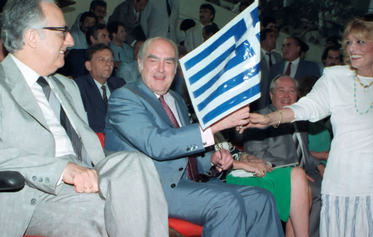 Σαν σήμερα 23 Ιουνίου: Πεθαίνει ο Ανδρέας Παπανδρέου – Η μέρα που ...