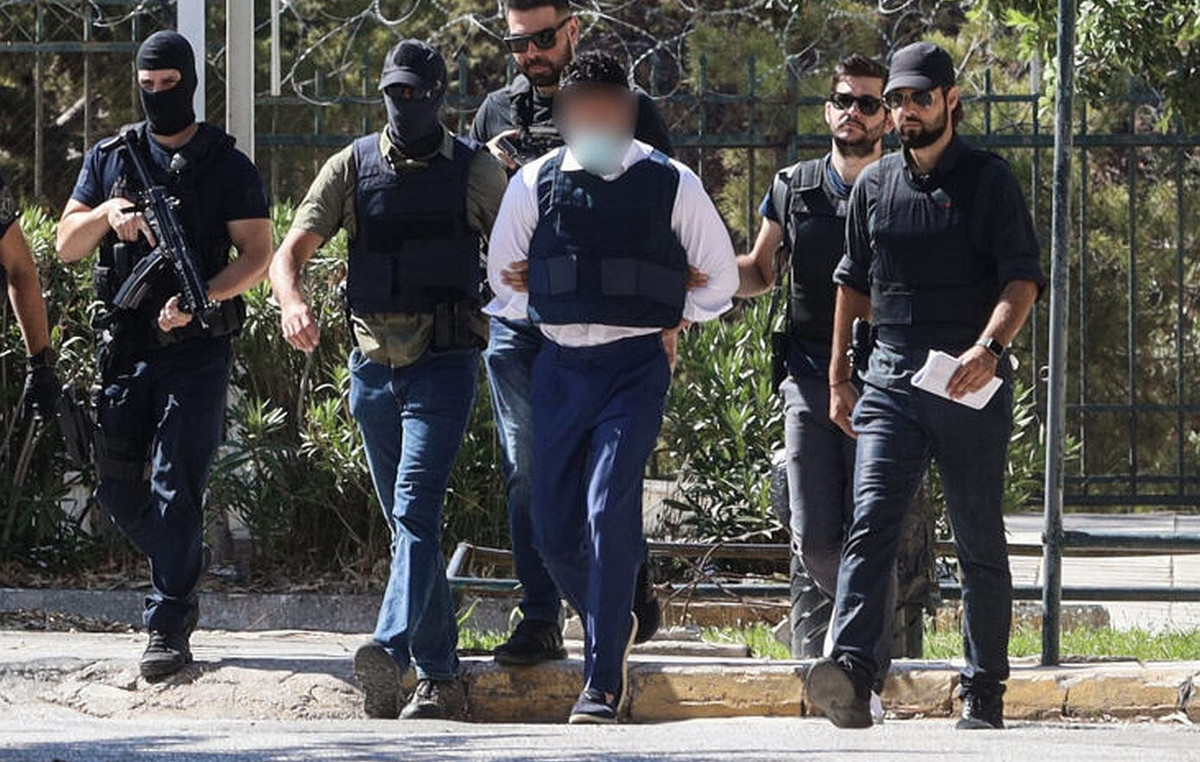 Δολοφονία στο Ψυχικό: Η πυρίτιδα στη ζώνη του 44χρονου ενισχύει τις ...