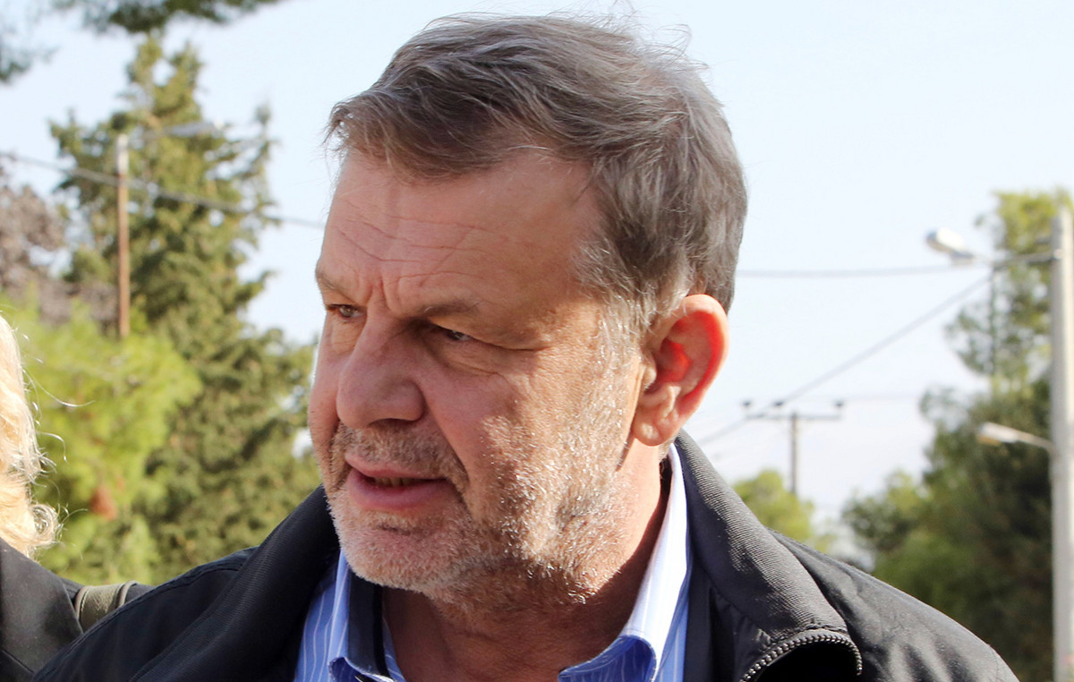 Απόστολος Γκλέτσος: Όσο συζητιέται η δήλωση το «ψάρι ψήνεται και από ...