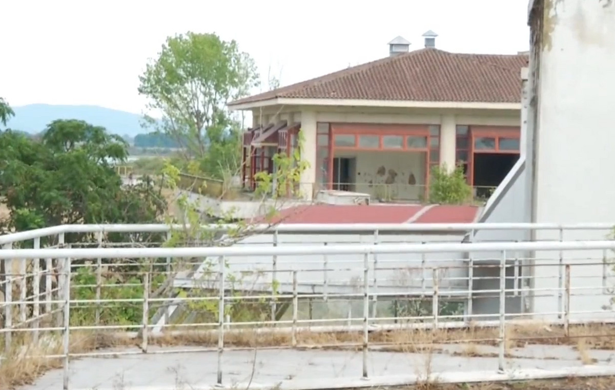 Εικόνες εγκατάλειψης στα Λουτρά Νέας Απολλωνίας - Newsbeast