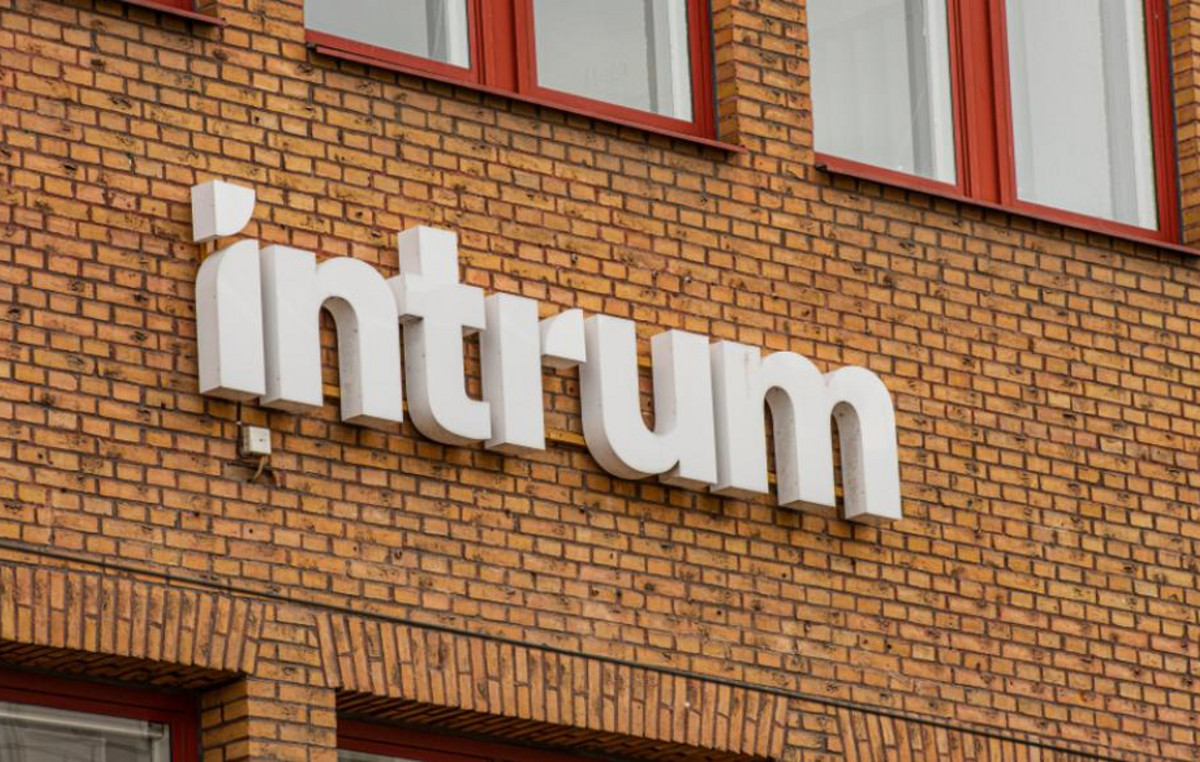 Intrum: Η εταιρεία που εισπράττει τα δάνεια των Ελλήνων είναι υπερχρεωμένη – Προχωρά σε ...