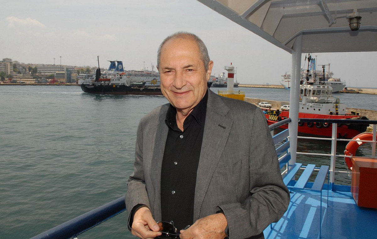 Βήμα σε νέους δημιουργούς δίνει ο μαικήνας της Τέχνης Δάκης Ιωάννου ...