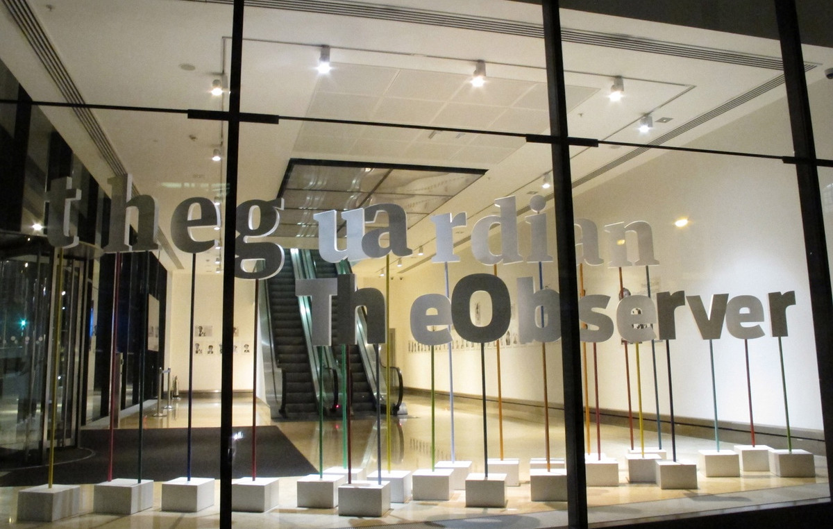 Strike at The Guardian newspaper against sale of its Sunday edition ...