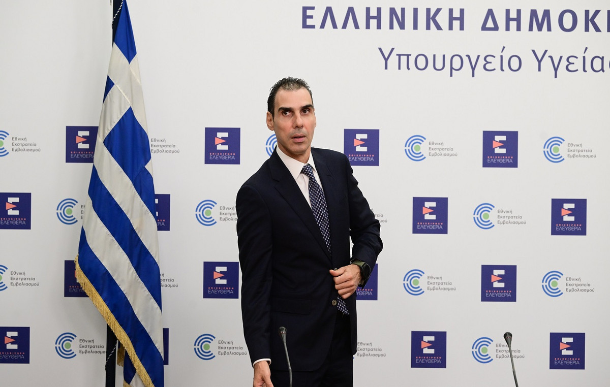 Περιοδεία του υφυπουργού Υγείας Μάριου Θεμιστοκλέους σε 10 νοσοκομεία ...