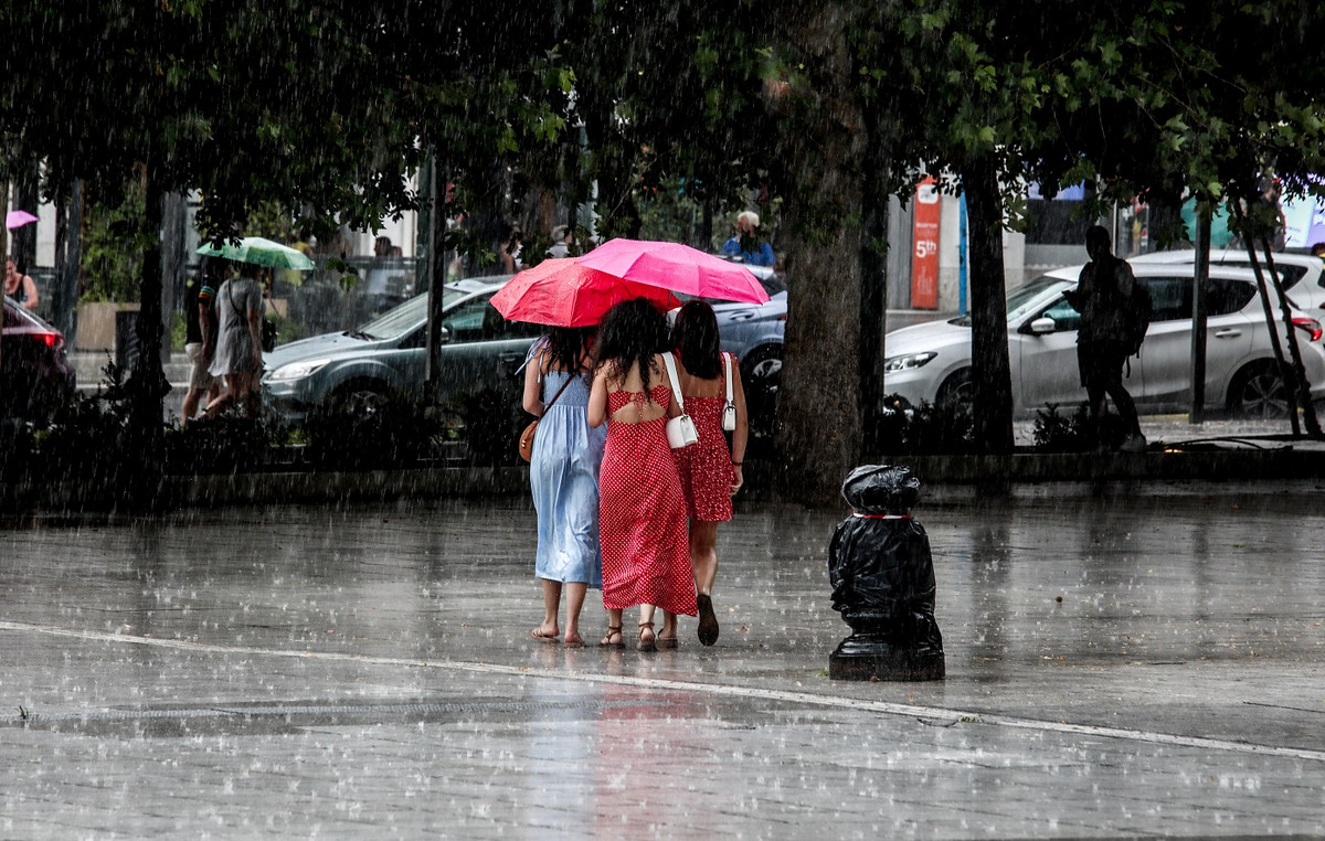 Έκτακτο δελτίο επιδείνωσης του καιρού – Οι περιοχές που χτυπά η νέα ...
