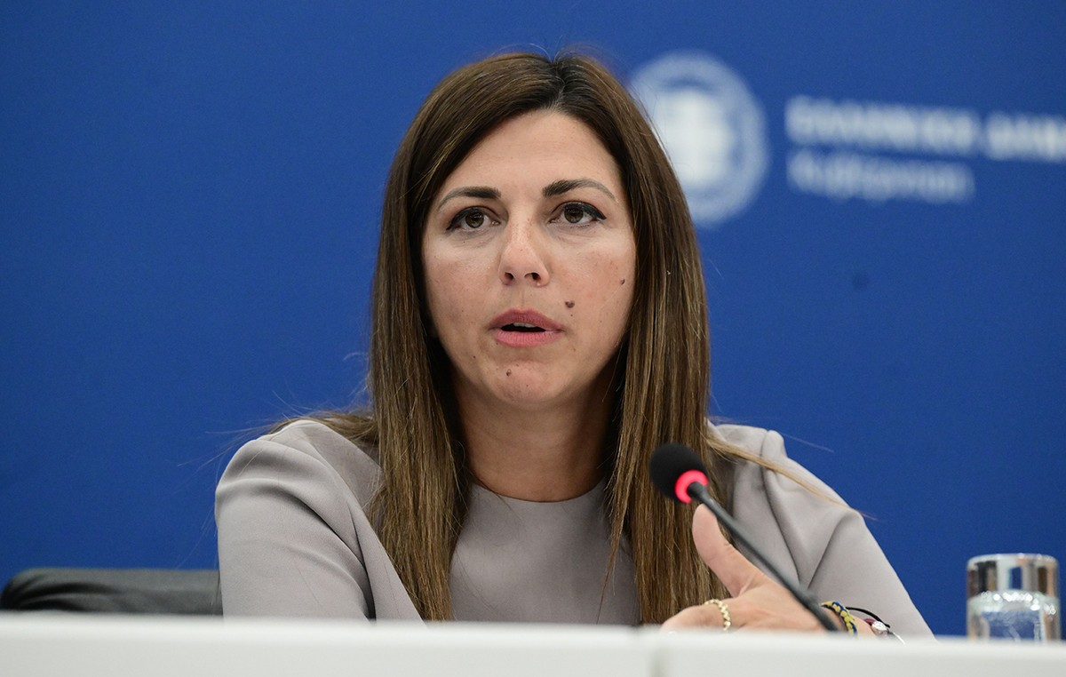 Ποια είναι η νέα υπουργός Παιδείας, Σοφία Ζαχαράκη – Το βιογραφικό της ...