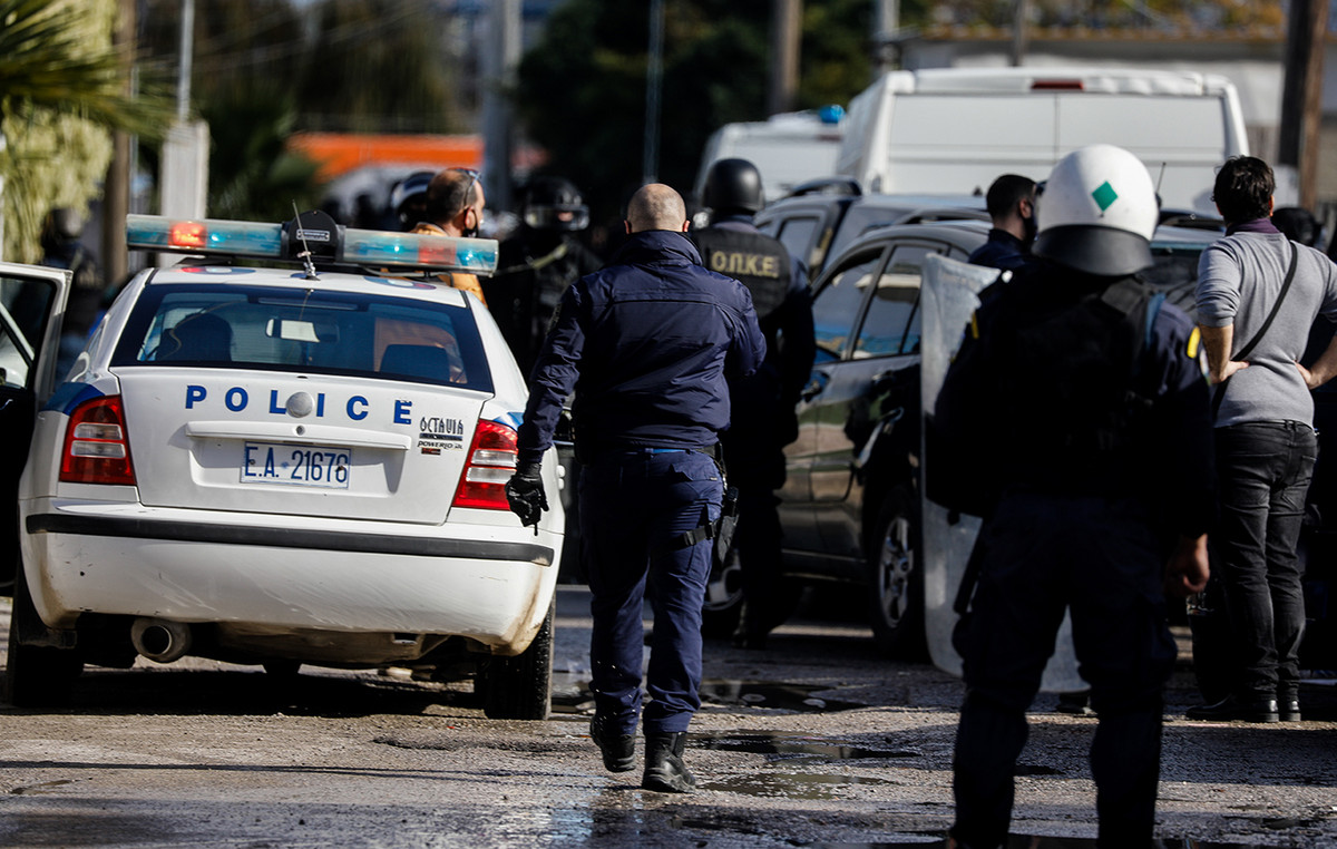 Πώς δρουν και «στρατολογούνται» οι συμμορίες Ρομά με ολοένα και ...