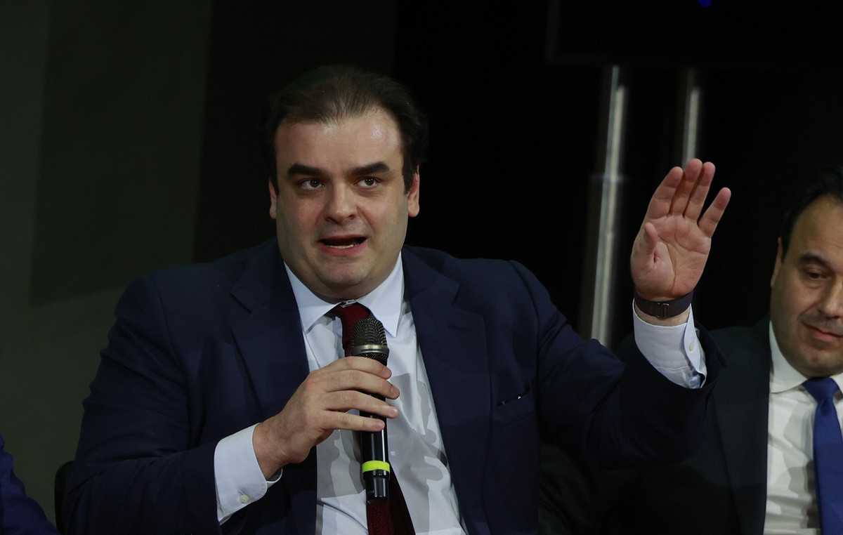 Πιερρακάκης: Διεθνές απολυτήριο (IB) και στα δημόσια σχολεία – Πιλοτική ...