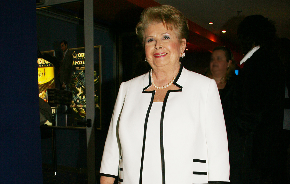 Πέθανε η Βέφα Αλεξιάδου – Θλίψη για την «εθνική μας μαγείρισσα» - Newsbeast