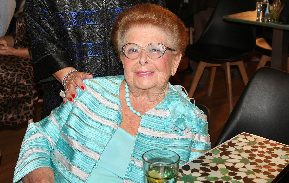 Την Τετάρτη η κηδεία της Βέφας Αλεξιάδου: «Προτιμούσε να κάνουμε κάποια ...