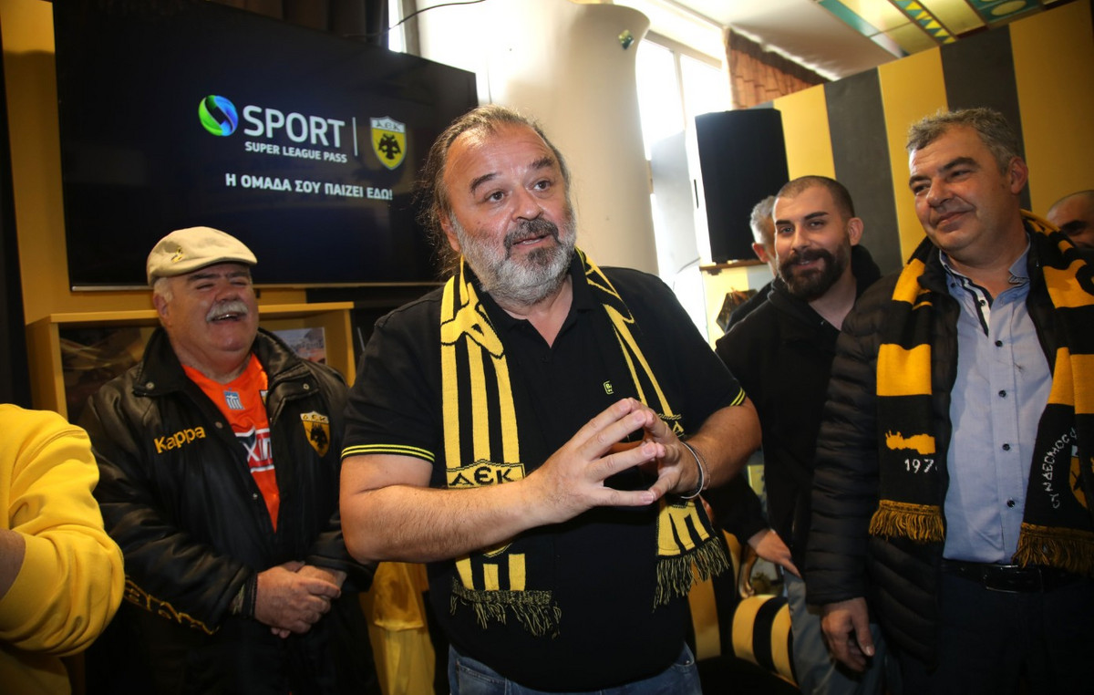 Ηλιόπουλος προς οπαδούς της ΑΕΚ: Μπορείτε να λέτε πως είμαστε ...