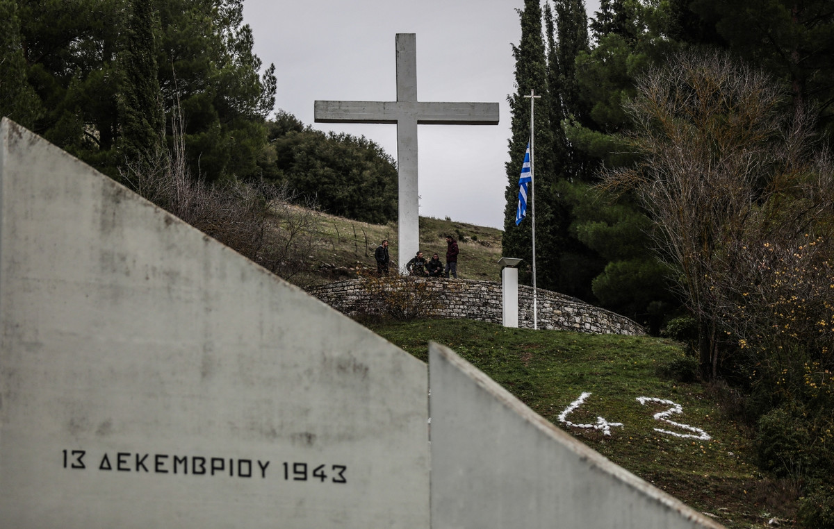 Σαν σήμερα 13 Δεκεμβρίου: Το Ολοκαύτωμα των Καλαβρύτων - Newsbeast