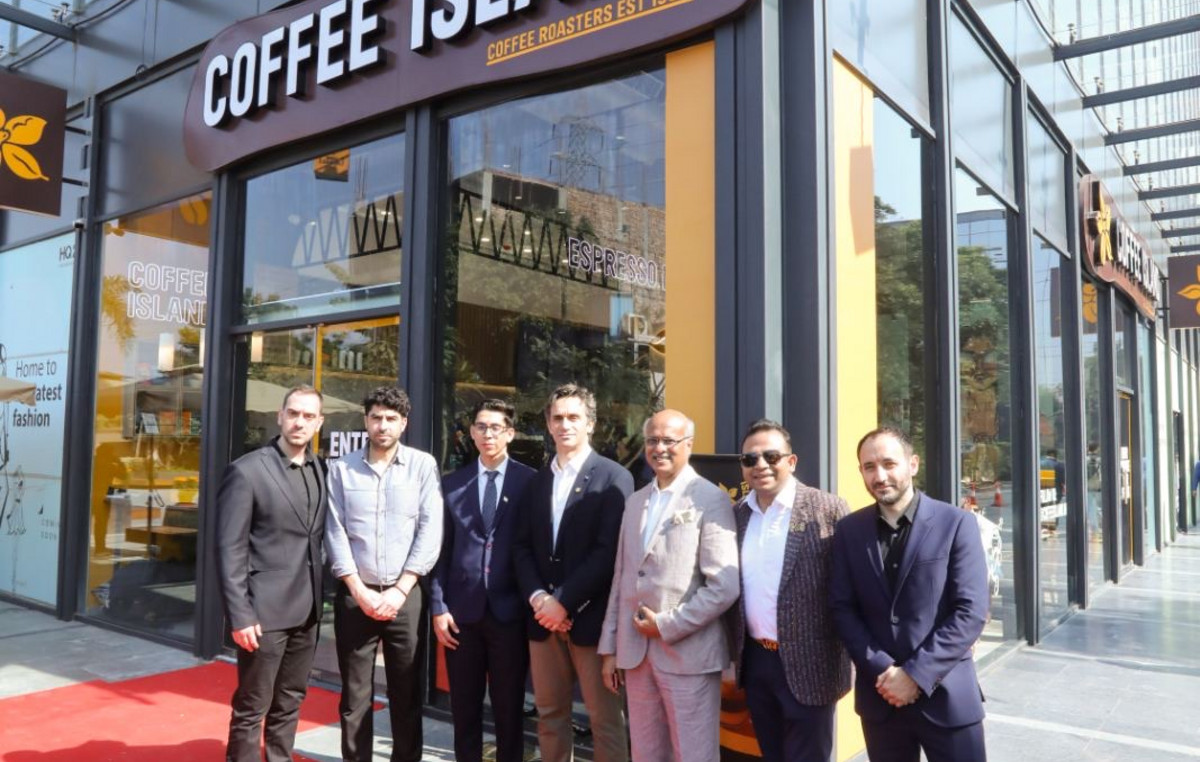 Η ελληνική αλυσίδα καφεστίασης Coffee Island άνοιξε κατάστημα στην ...