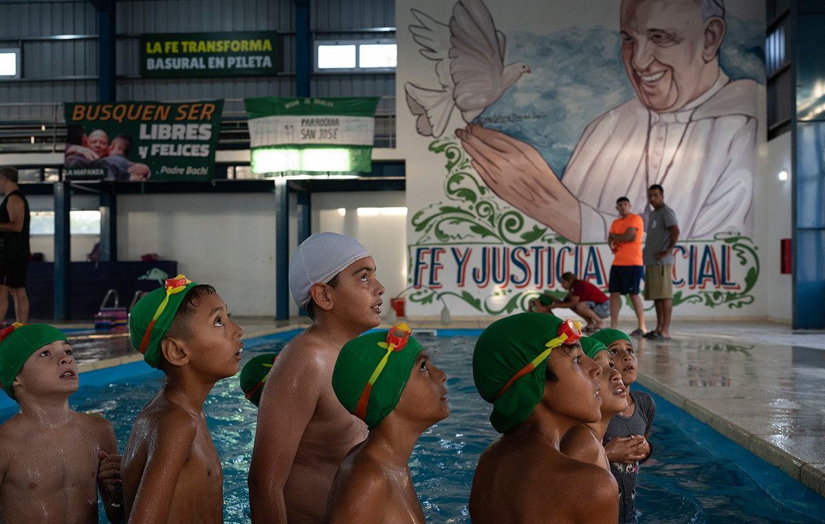 Harry Styles: complete guide to all the "eras" of the symbolic GenZ ...