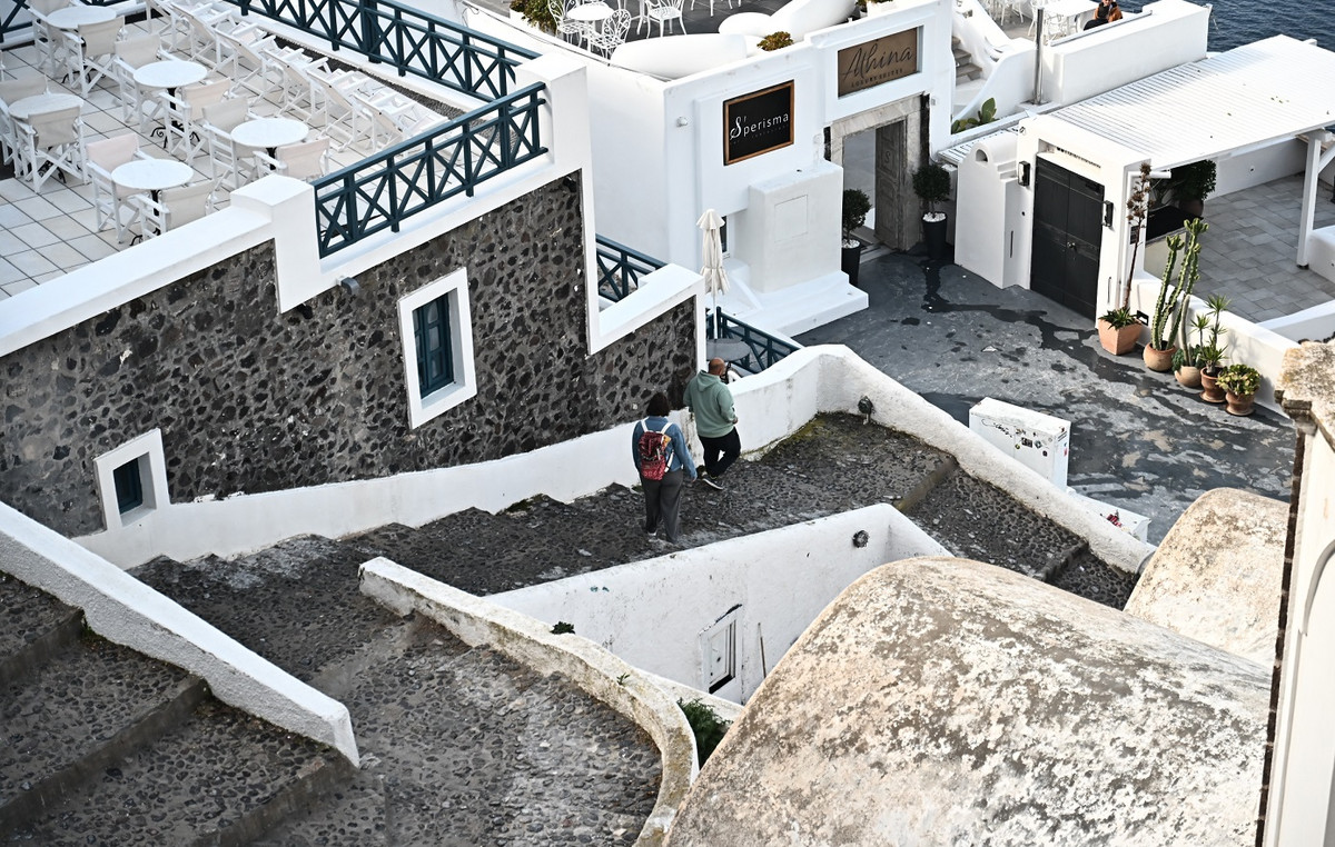 Σαντορίνη: Σημαντική αλλαγή στα μοτίβα καταγράφουν οι σεισμογράφοι ...