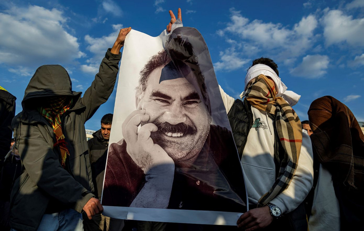 Το PKK κήρυξε εκεχειρία μετά από 41 χρόνια σύγκρουσης με την Τουρκία ...