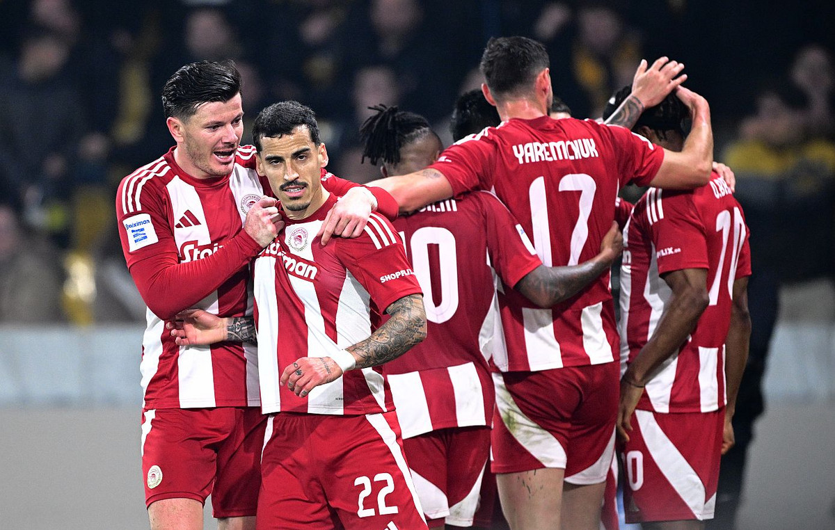 ΑΕΚ – Ολυμπιακός 0-1: Νίκη – μισό πρωτάθλημα με Τσικίνιο στο 90 ...