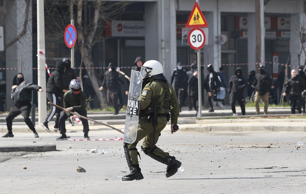 Αστυνομικοί Θεσσαλονίκης: Να κινηθούν ποινικές διαδικασίες για όσους ...