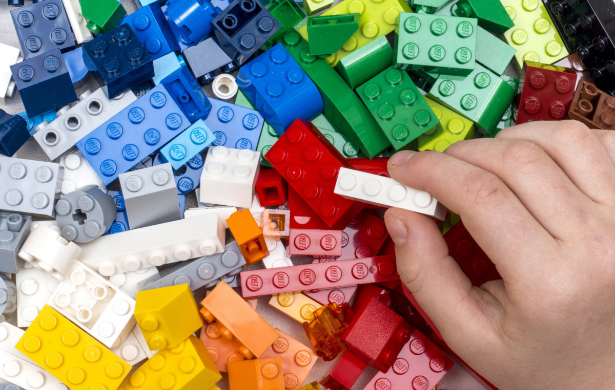 Lego was stuck in his ear for 20 years - he lost hearing and passed him ...