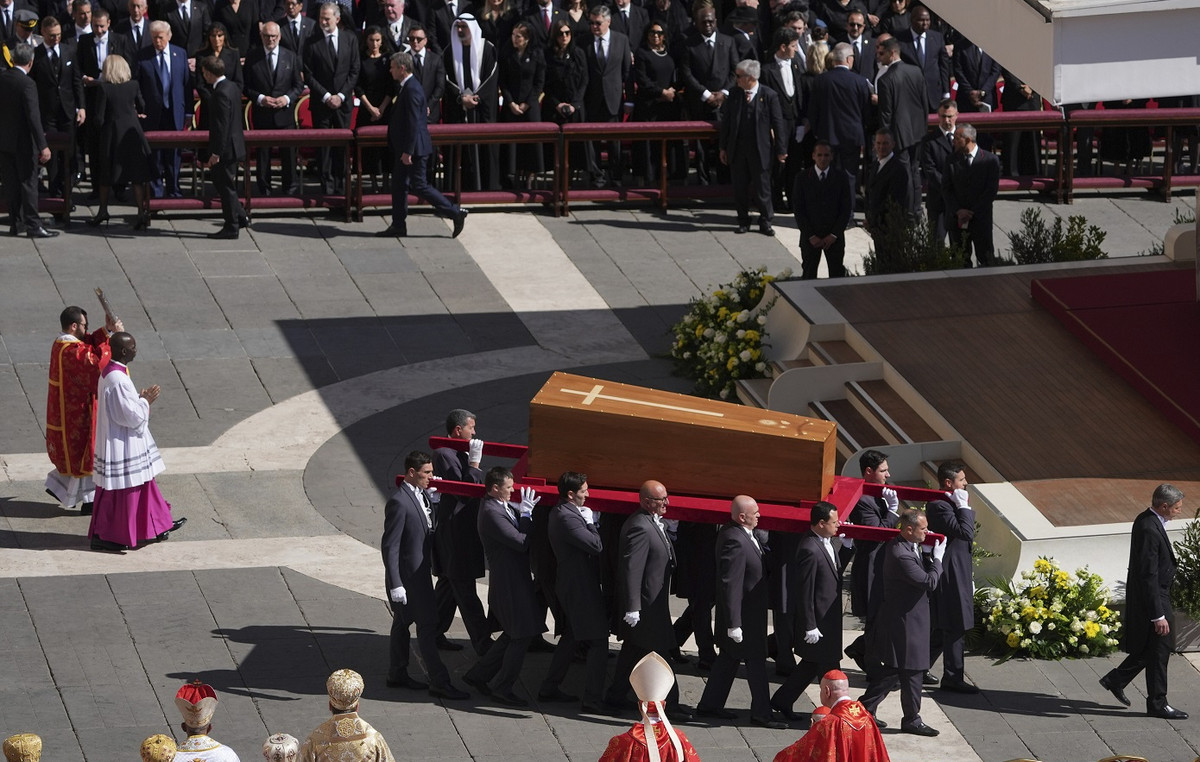Κηδεία πάπα Φραγκίσκου: Η διαδρομή της νεκρικής πομπής προς τη βασιλική ...
