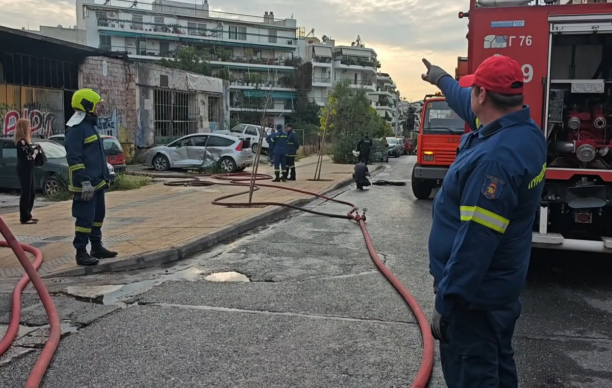 Φωτιά σε αποθήκη στη Ριζούπολη – Οι καπνοί «έπνιξαν» την περιοχή ...
