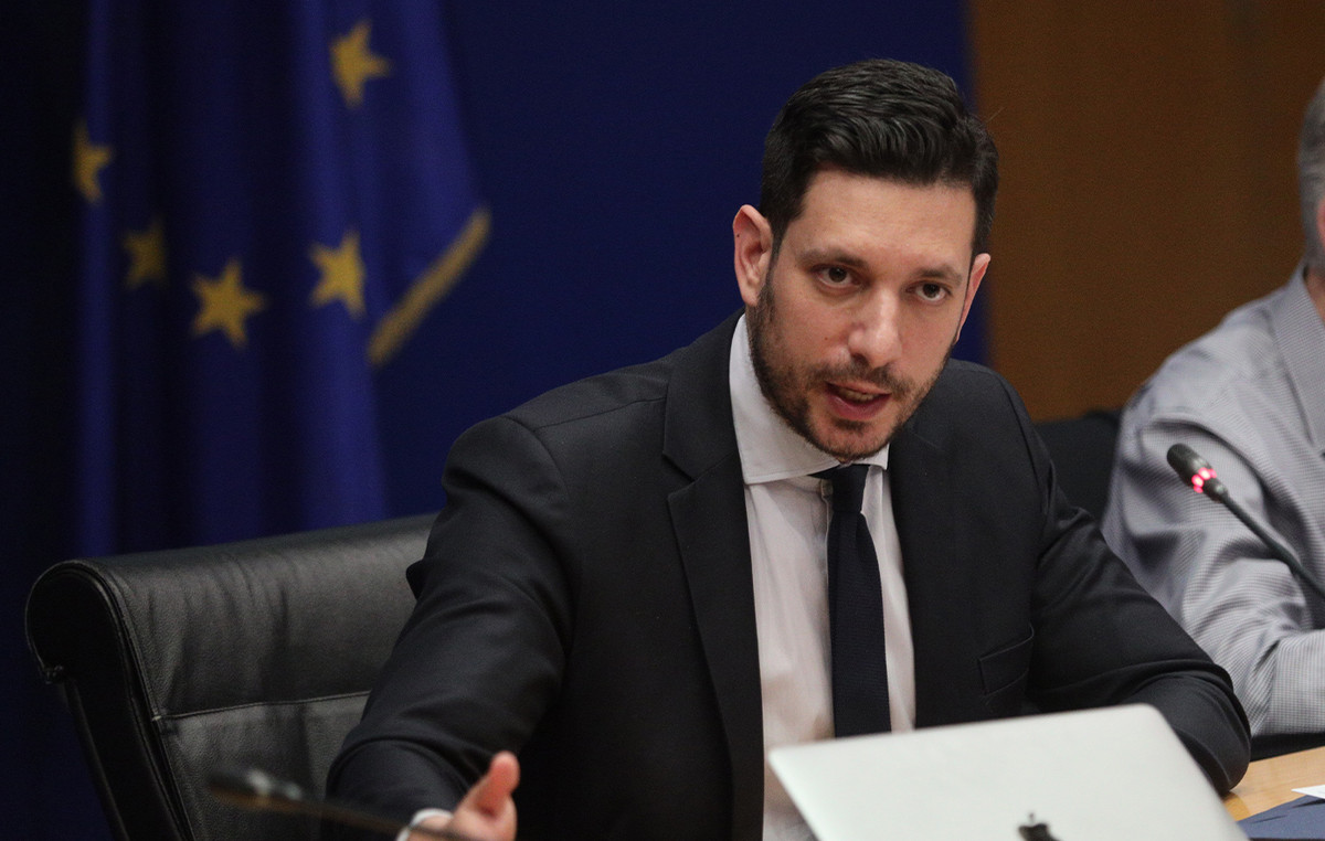 Aγωγή στην εφημερίδα «Δημοκρατία» και τον εκδότη της Γιάννη Φιλιππάκη ...