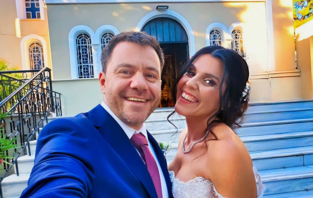 Παντρεύτηκαν με θρησκευτικό γάμο ο Ευτύχης Μπλέτσας και η Ηλέκτρα ...