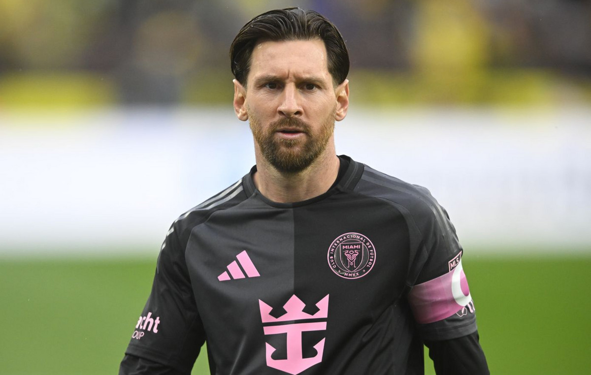 48.500 δολάρια για ένα Rolex με …γεύση Sprite – Ο Lionel Messi το ...