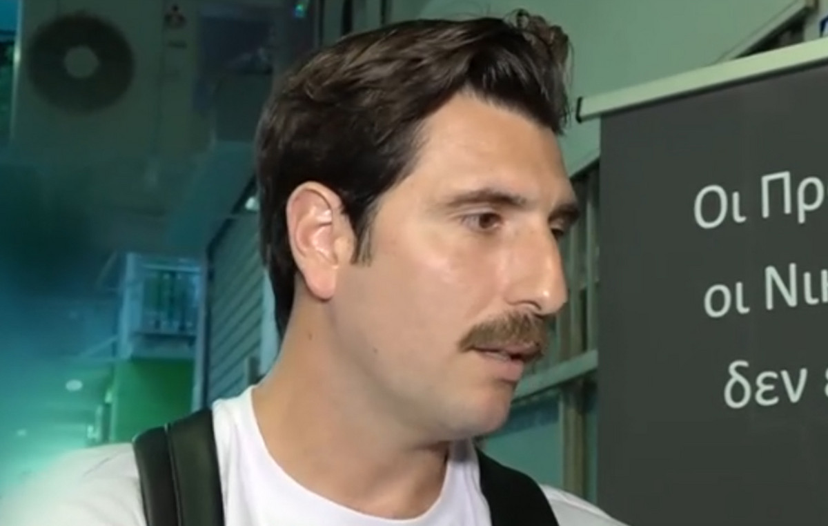 Γεροντιδάκης σε δημοσιογράφους: «Σέβομαι τη δουλειά σας, με έναν τρόπο ...