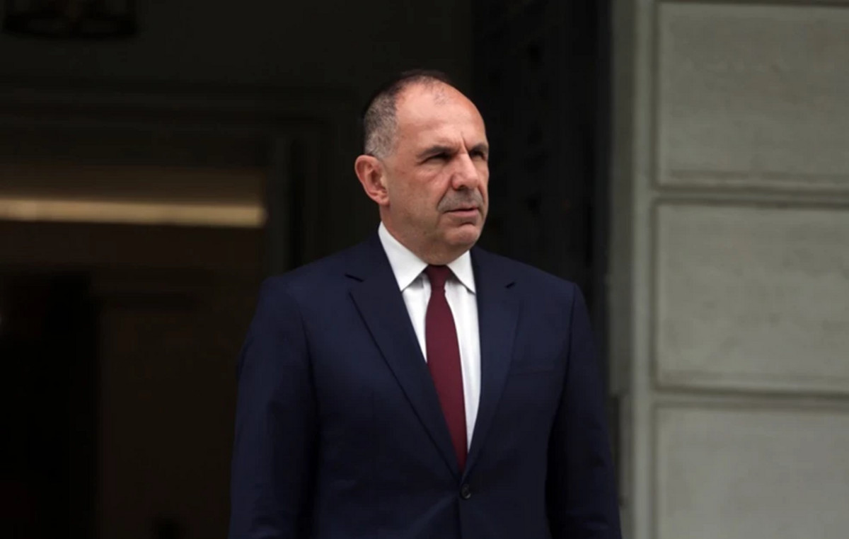 Επικοινωνία του Γιώργου Γεραπετρίτη με τον Πατριάρχη Ιεροσολύμων ...