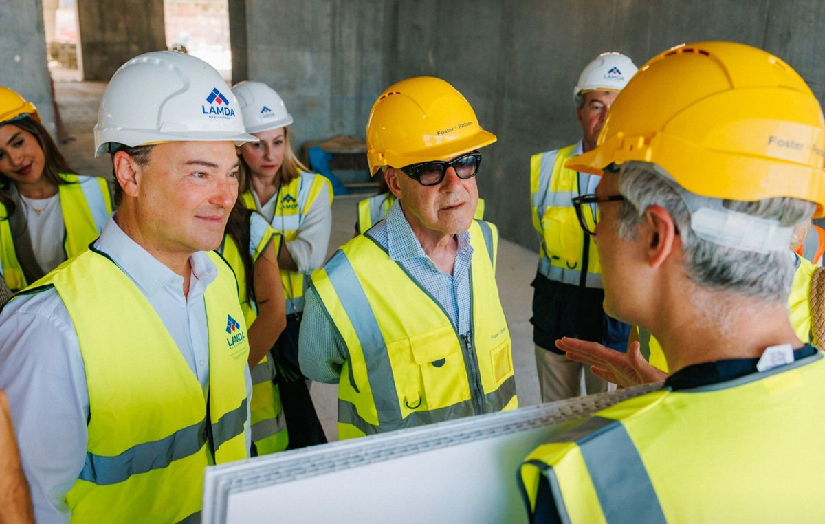 LAMDA Development: Επίσκεψη Foster στο Ελληνικό – Ο διεθνούς φήμης ...