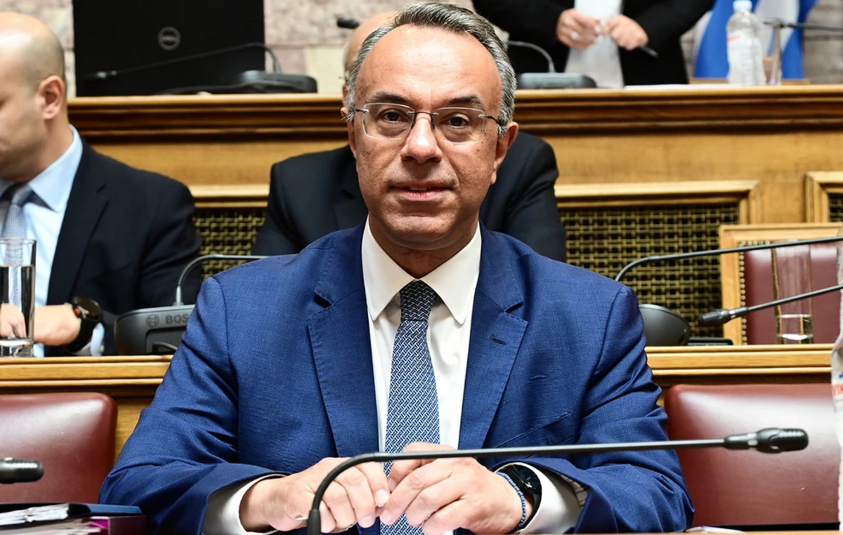 Σταϊκούρας: Tο ζήτημα της ασφάλειας των σιδηροδρόμων είναι βαθιά ...