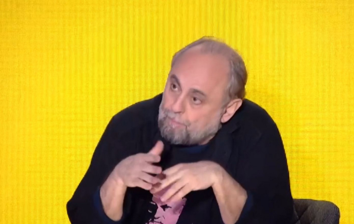 «Είναι σκληρός ο έρωτας» – Ο Σωτήρης Χατζάκης αποκαλύπτει ότι είχε ...