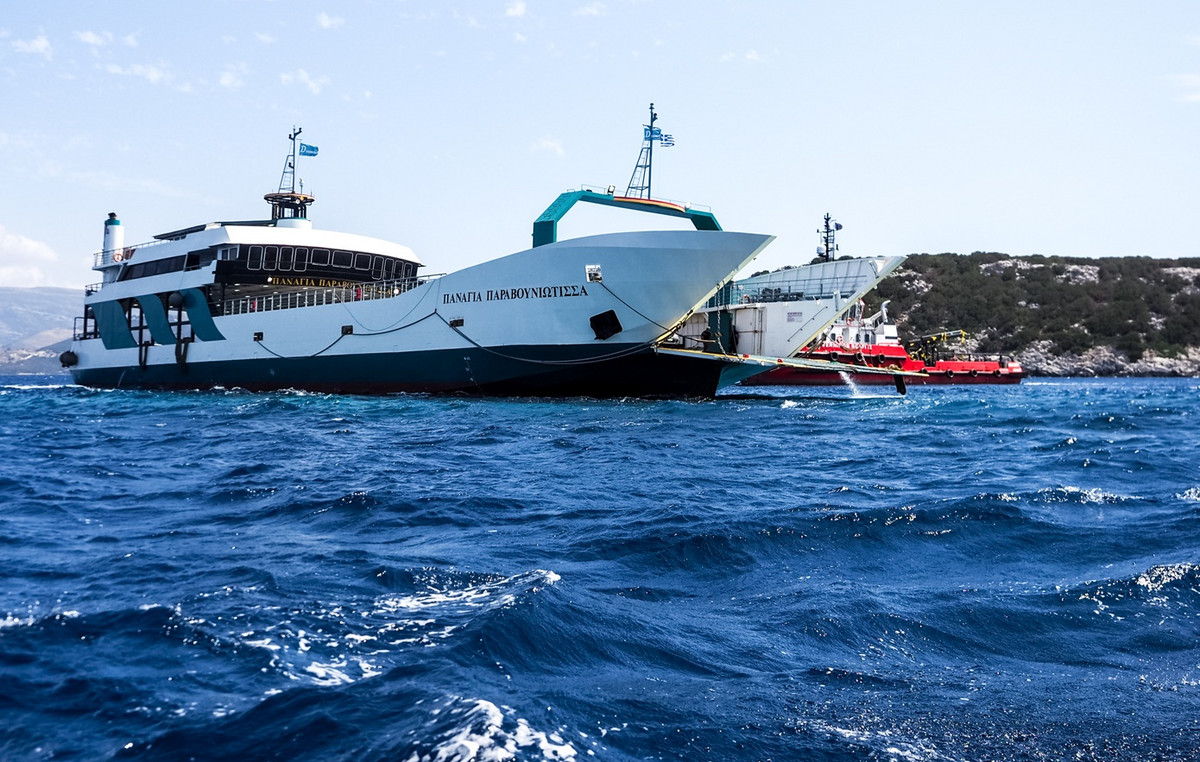 Προσάραξη πλοίου στα Νέα Στύρα: Το σχέδιο διάσωσης για την «Παναγία ...