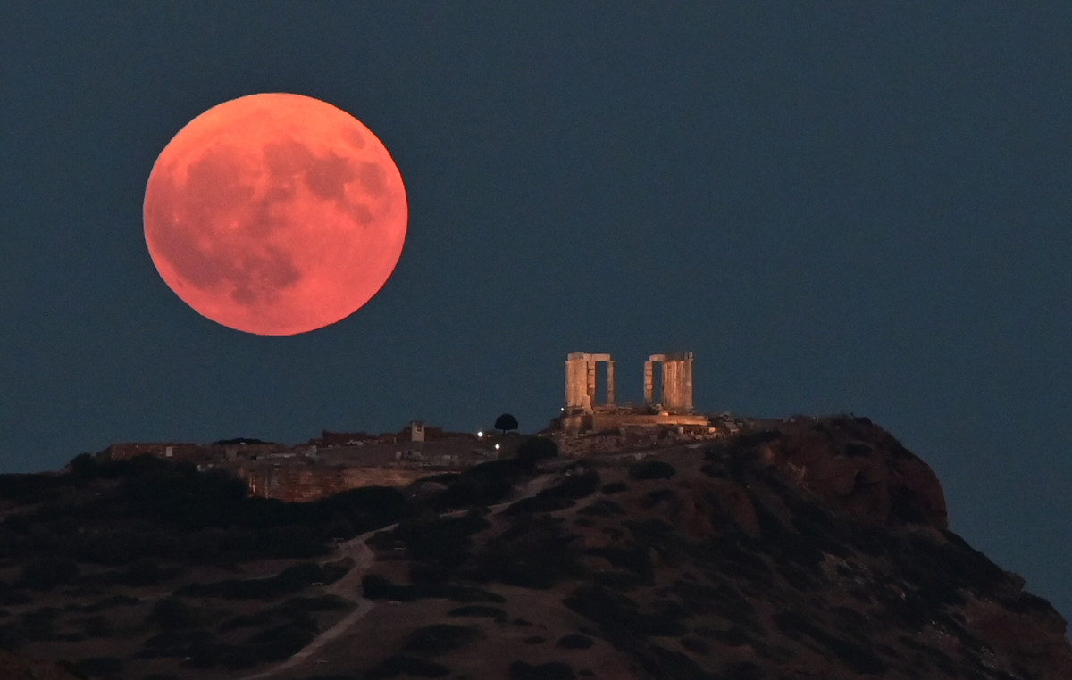 Όσα πρέπει να γνωρίζετε για την πιο δυνατή πανσέληνο του καλοκαιριού ...