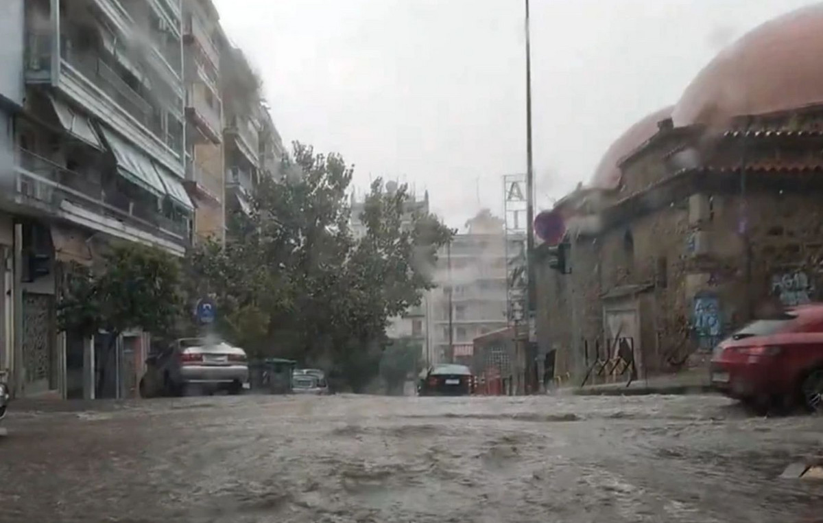 Στο έλεος της κακοκαιρίας η χώρα: Σαρώνουν τα έντονα φαινόμενα τη ...