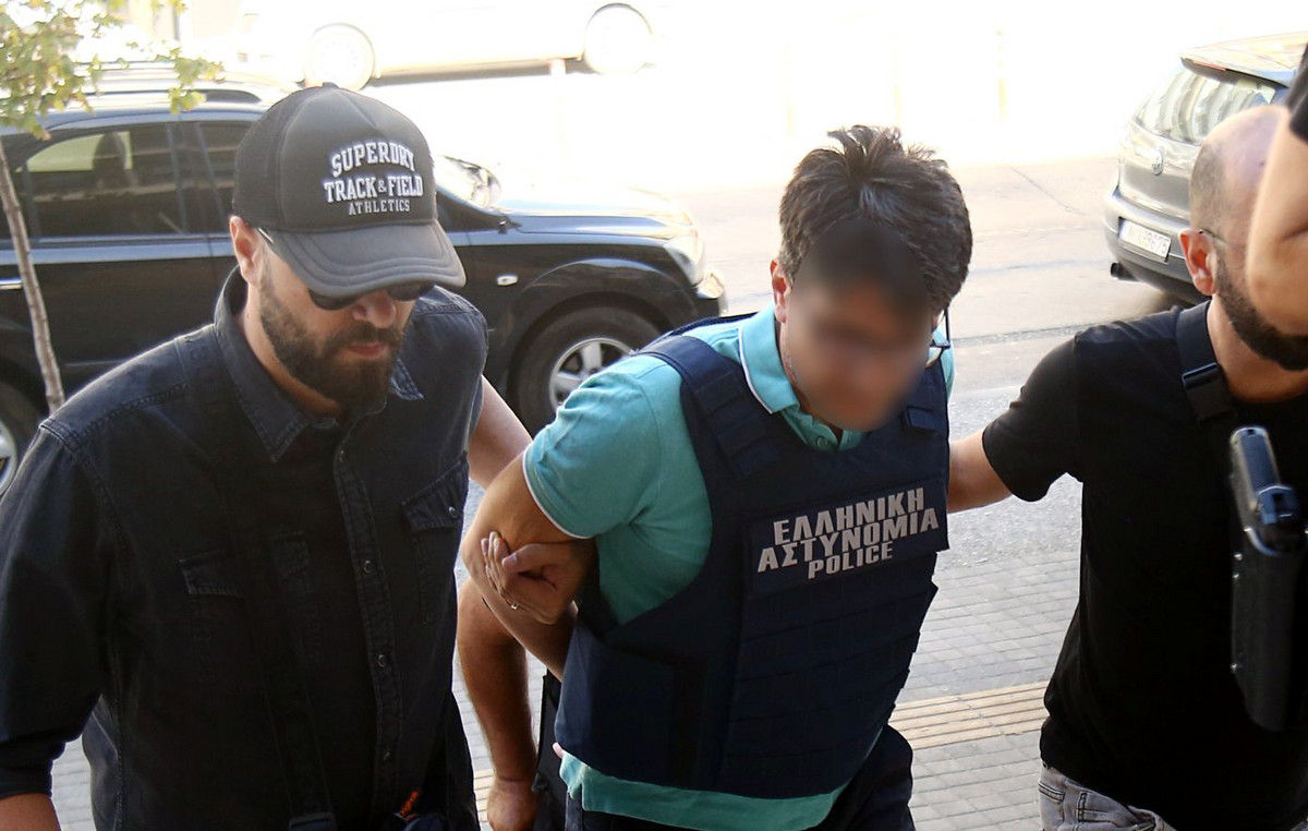 Στη φυλακή ο 50χρονος αδελφοκτόνος – Τι υποστήριξε στην απολογία του ...