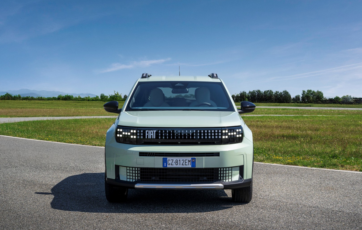 Το Fiat Grande Panda φιναλίστ στο «Αυτοκίνητο Της Χρονιάς 2026» - Newsbeast