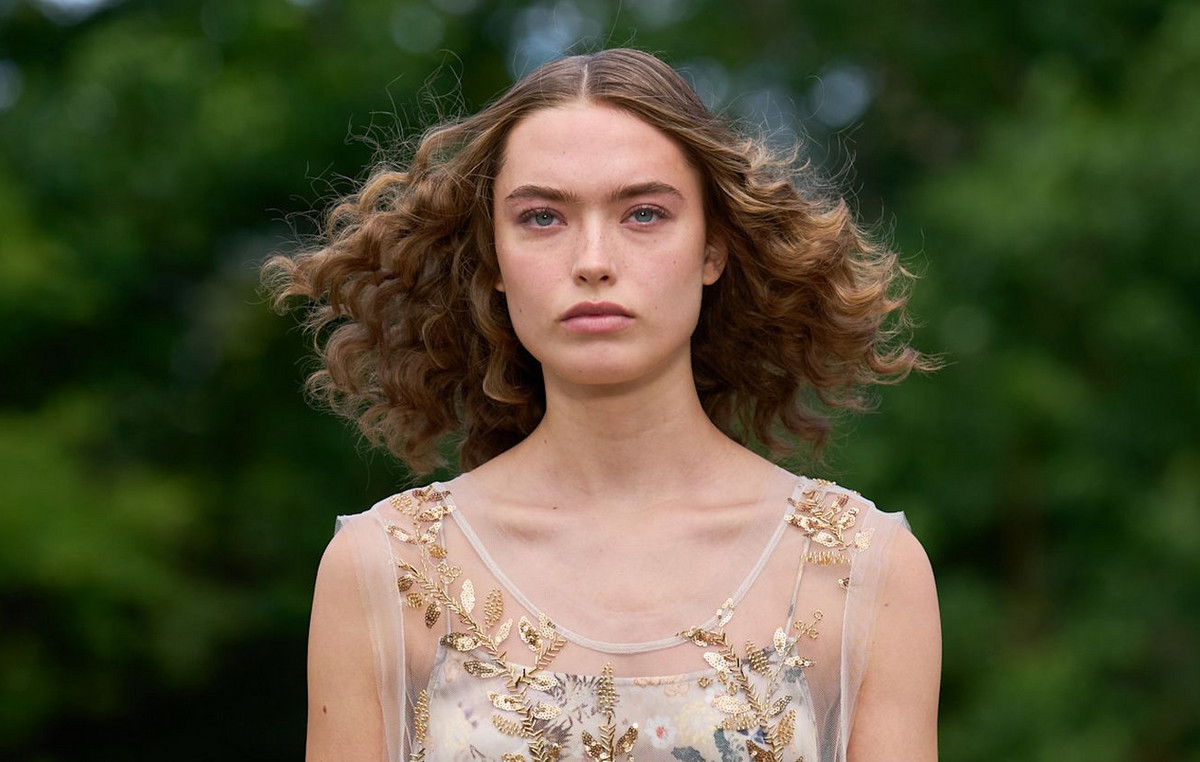 Ποιο είναι το κατάλληλο μήκος μαλλιών ανάλογα με το σχήμα του προσώπου ...