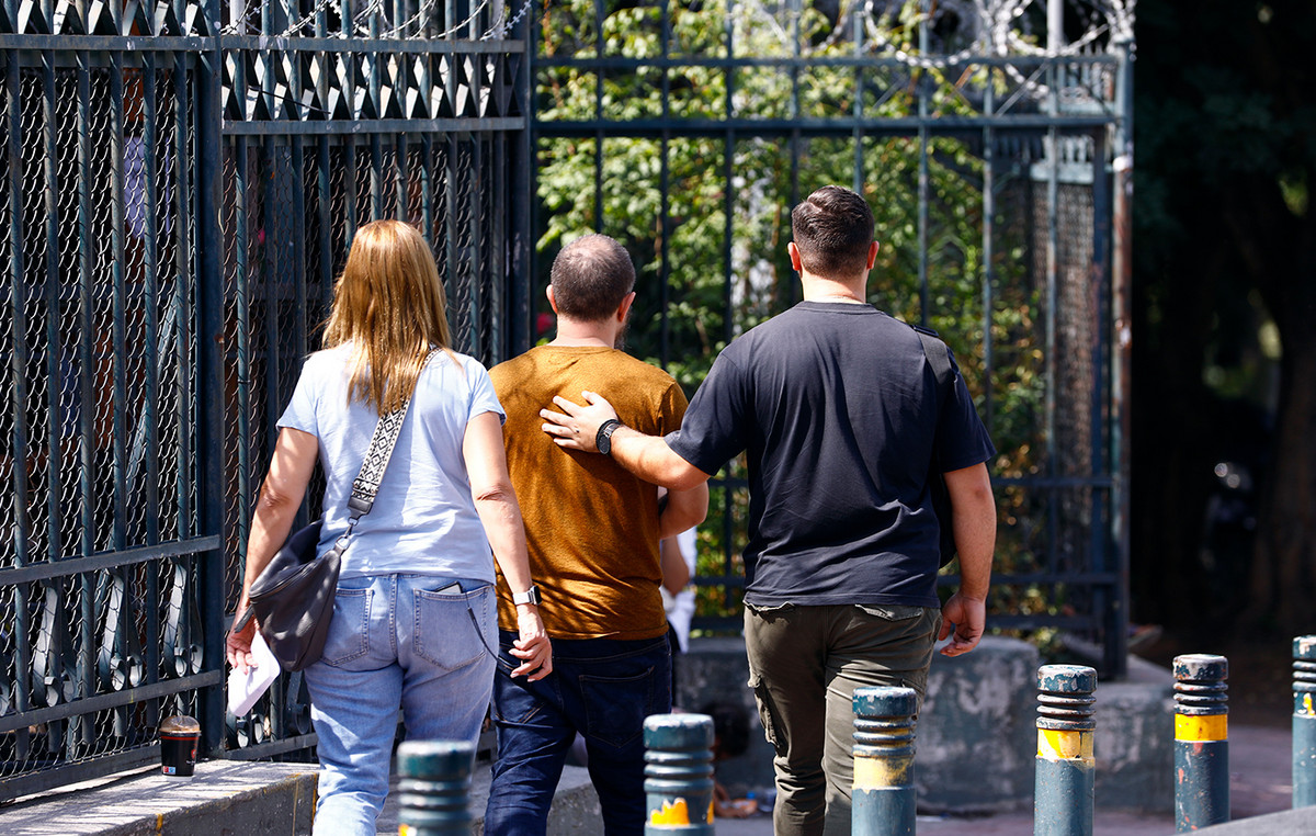 Προφυλακίστηκε ο «κοντός» μαστροπός – Ισχυρίστηκε πως ήθελαν να τον ...